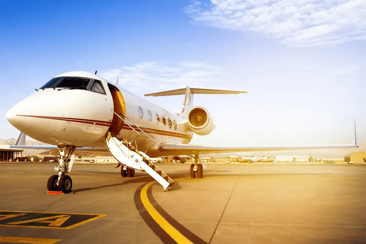 New Jet Agency Memberships: Hawker 800XP & Updated Jet Card