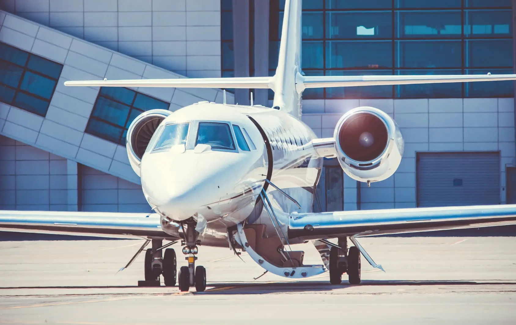 Private Jet Security Procedures: Do I Need to Go Through the TSA on a ...